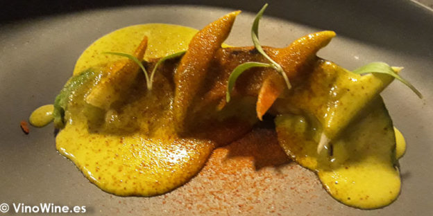 Aguacate y curri del Restaurante Fierro en Valencia - Vinowine